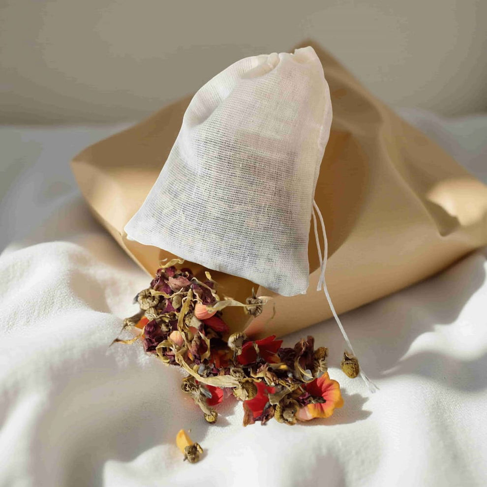 Botanical Bath Tea with Rose & Lavender | Relaxing Bath Soak – Ralph's ...